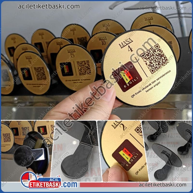 QR masa üzeri ayaklı tabela - Acil Etiket Baskı