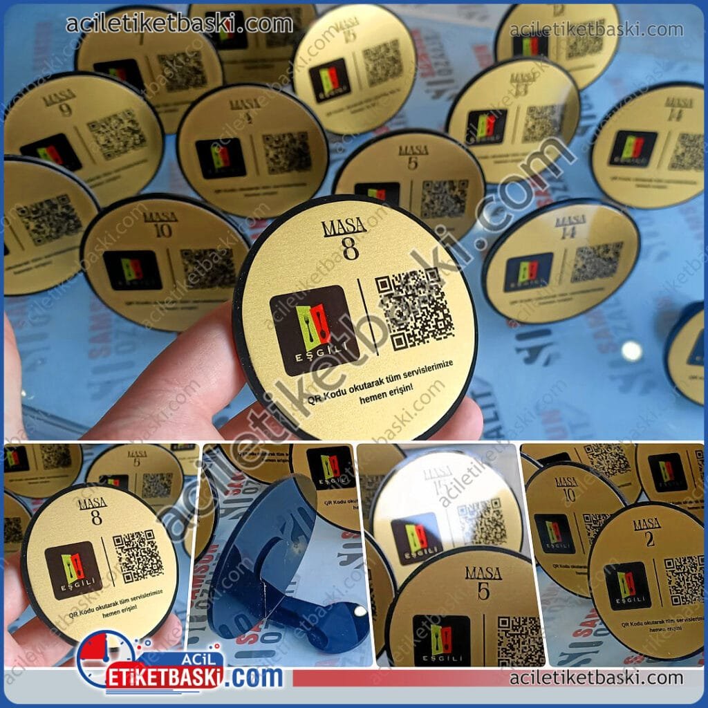 QR masa üzeri ayaklı tabela - Acil Etiket Baskı